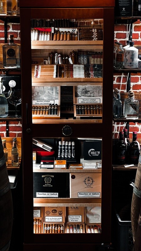 Premium Tabak, Zigarren, Zigarillo