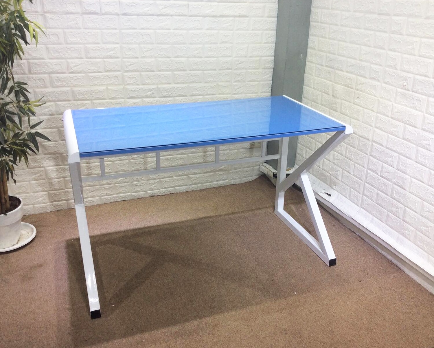 Ofix 601 (120x60) Glass Top Computer Desk (Blue)