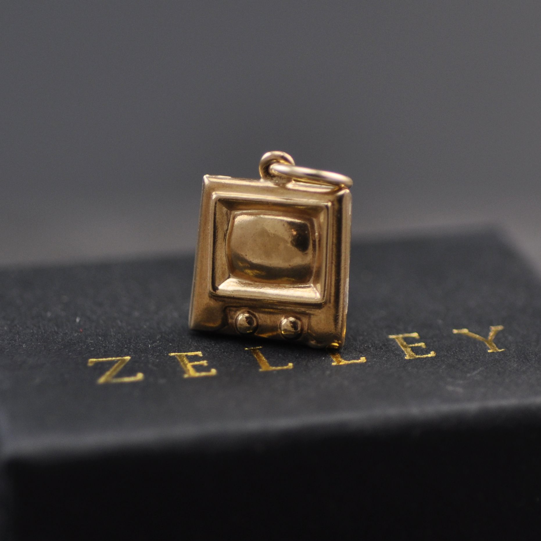 Antique & Vintage Jewellery | Zelley Jewellers | Norwich