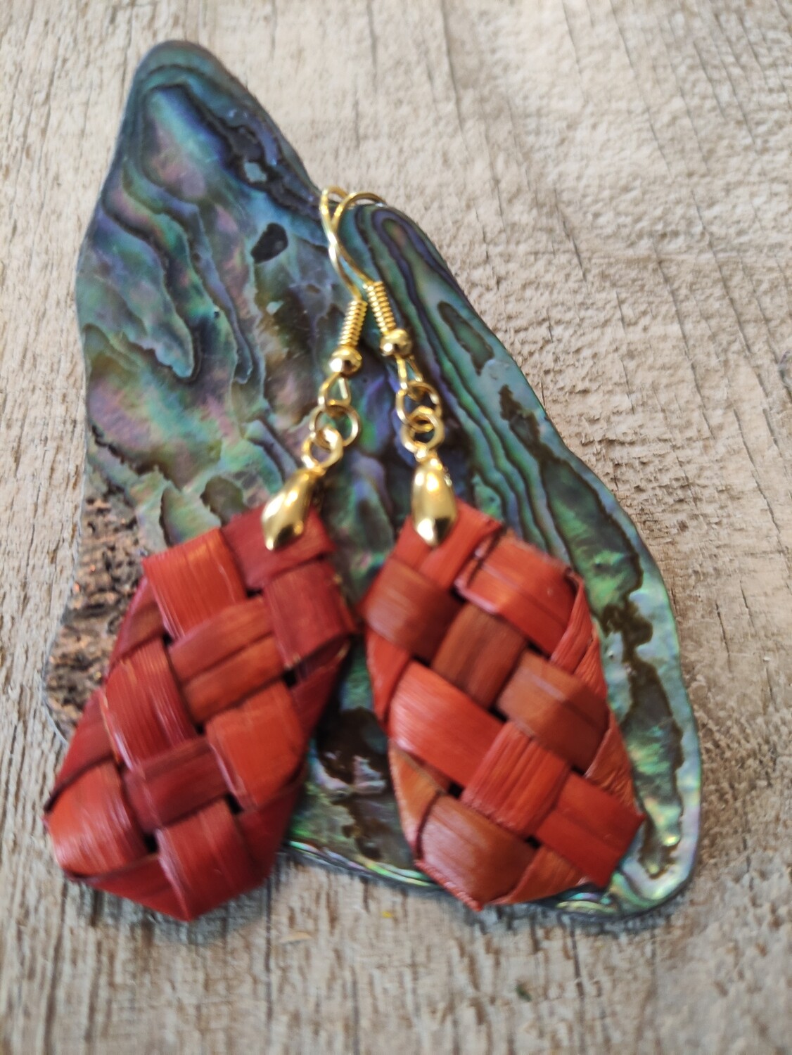 Drop and Dangle earrings