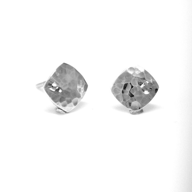 Hammered studs