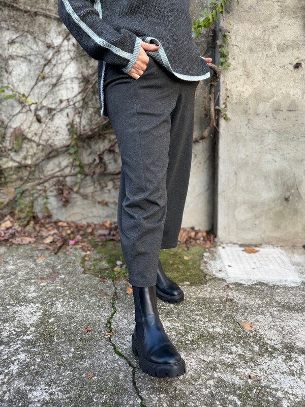 Grey Carrot Fit Pant abbigliamento curvy