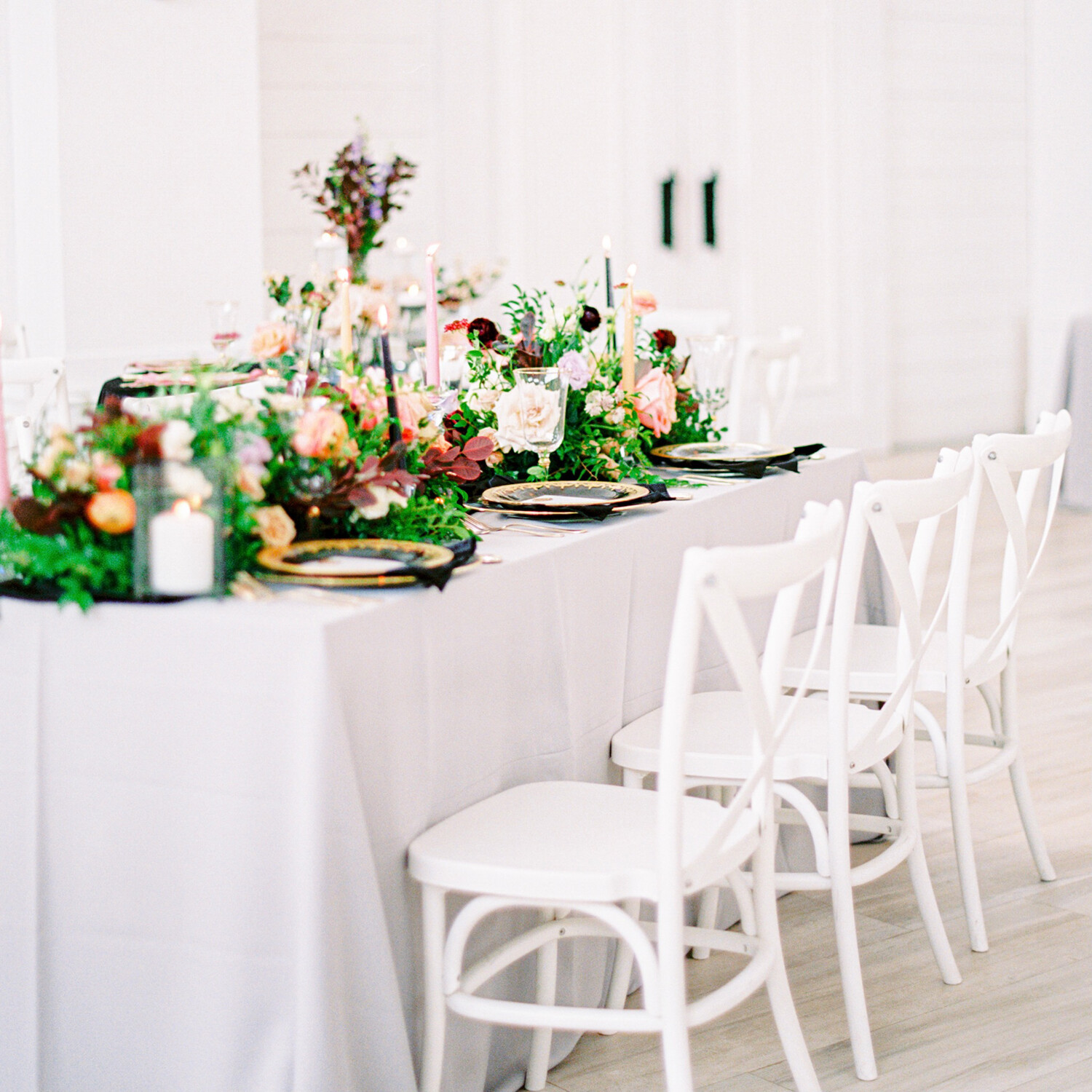 Show Now | Tablecloth Rental | AM Linen Rental