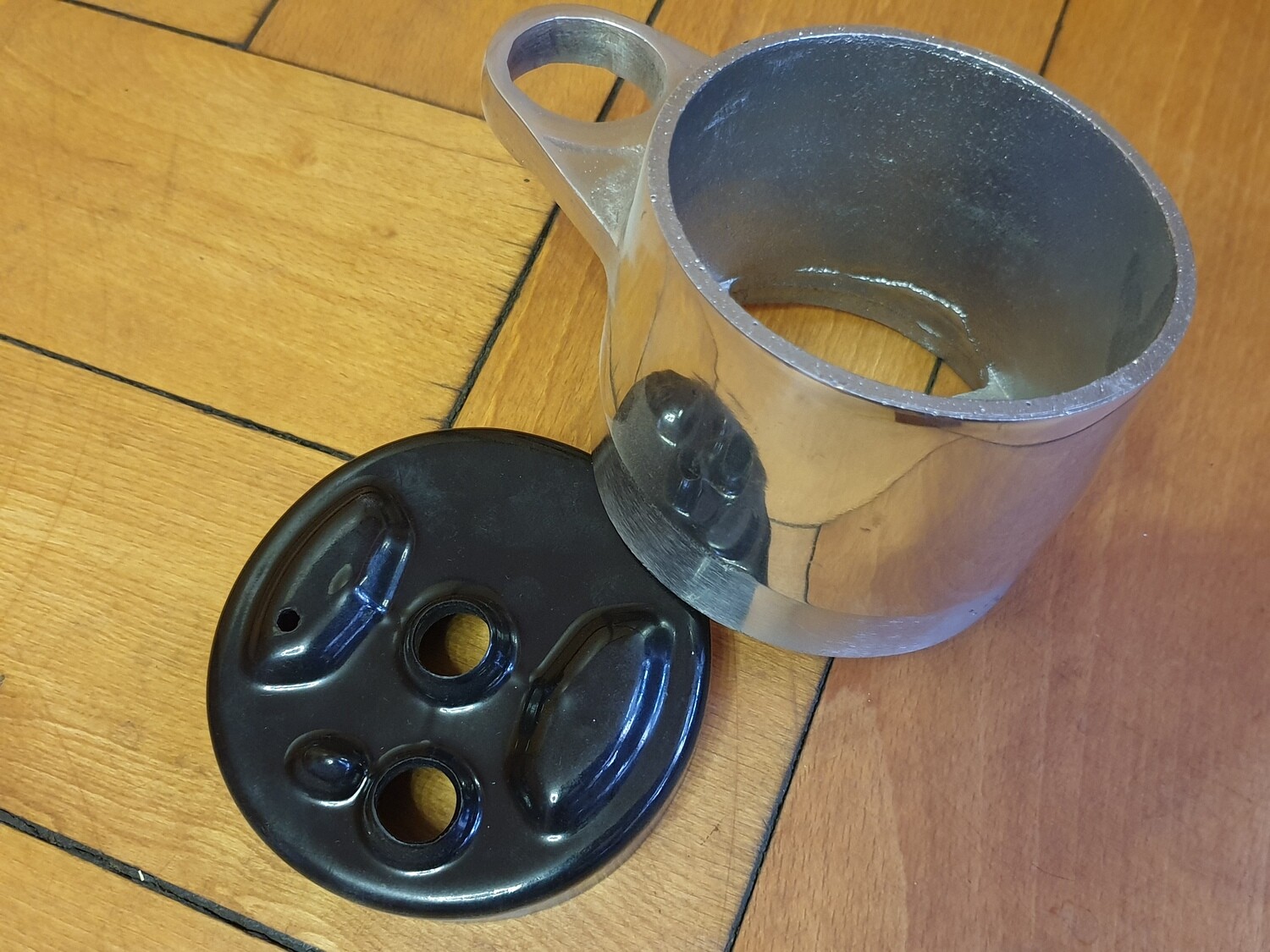 Tacho-Halter – Shop – Motorrad-Technik-Wyss