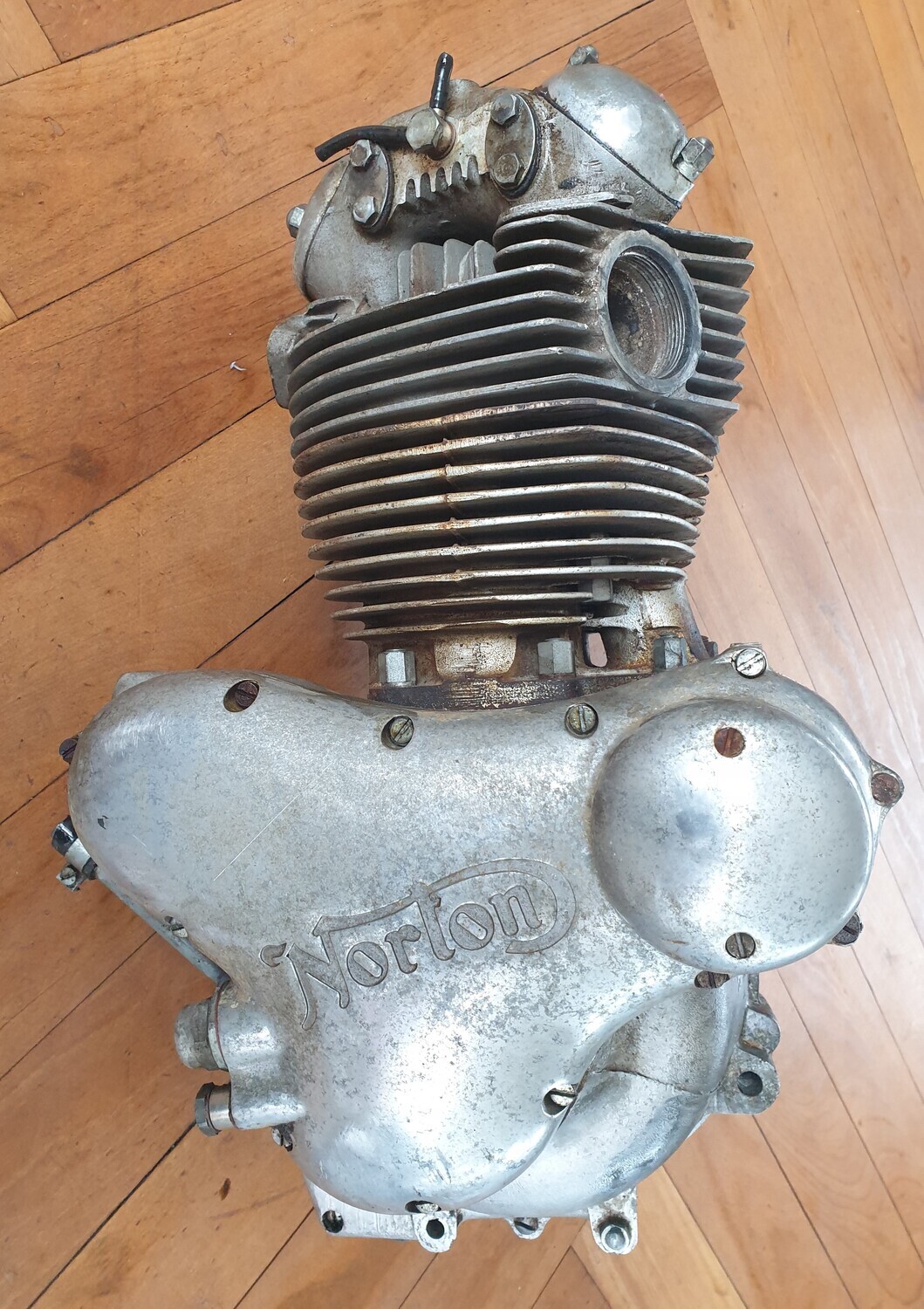 Norton Commando 750 Motor – Shop – Motorrad-Technik-Wyss