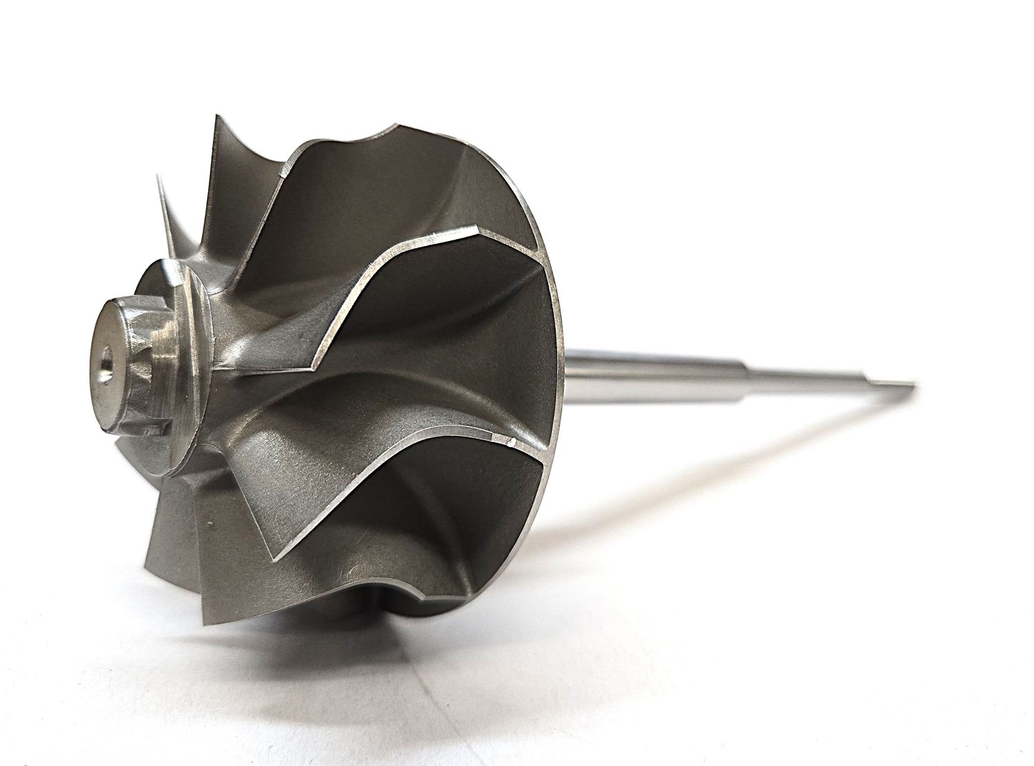 9 Blade Turbine Wheel Shaft for 6.6l Duramax L5P 2017-23 Chevy GMC Borg ...