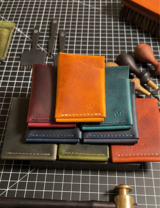 CUSTOMIZE - The Silver Coin Wallet - Regular Size And Mini Size