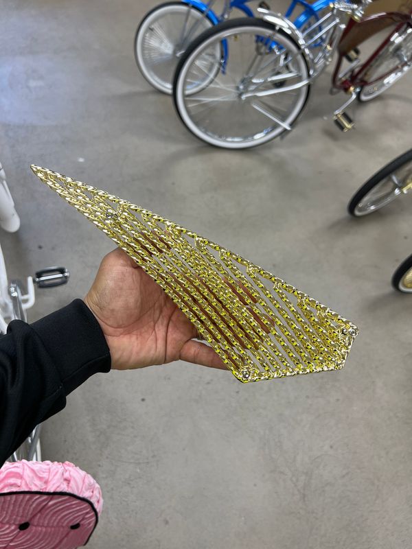 Gold twisted Frame insert