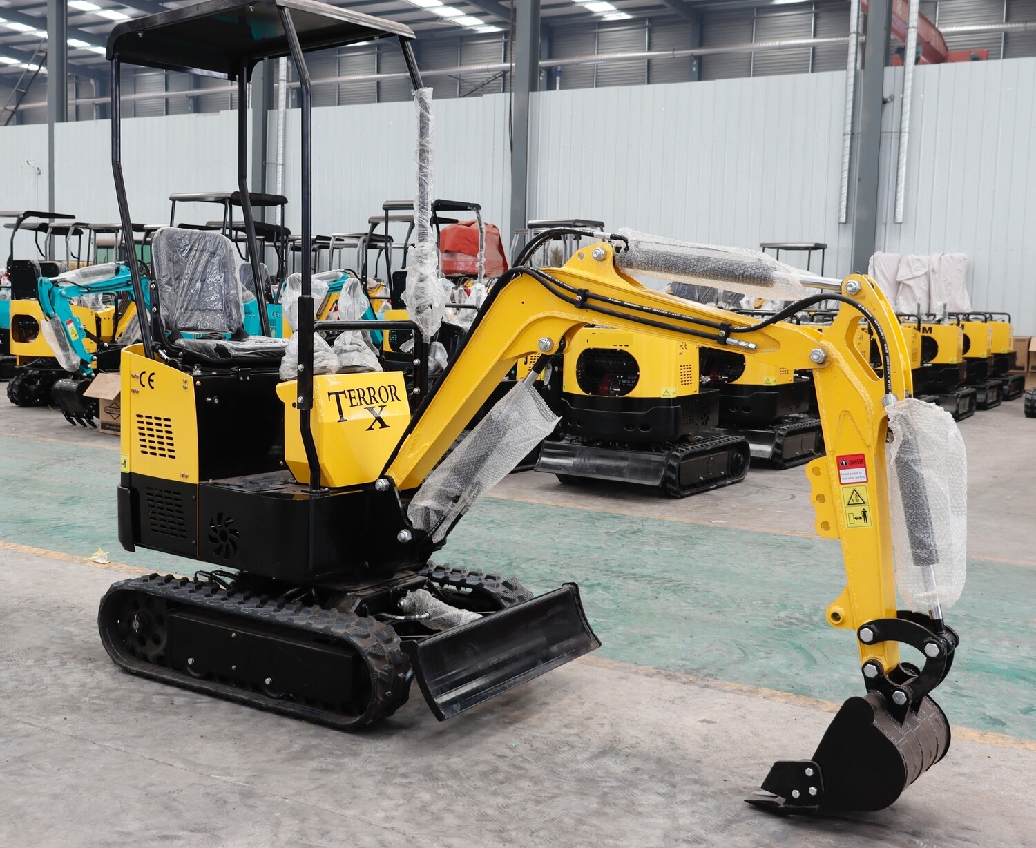 Sand Digger Excavator For Kids TYPHON TERROR X STORM - 1 Ton Trench ...