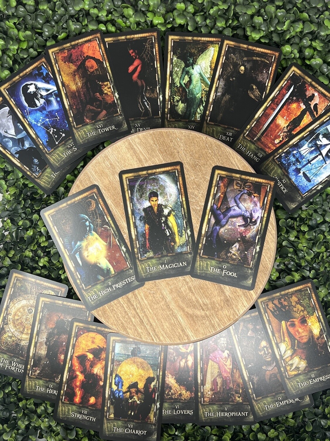 The Archeon Tarot Deck