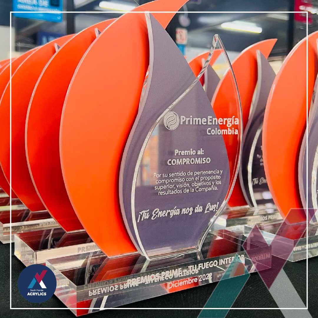 South Florida Acrylics - Sale of acrylic sheets and other materials.