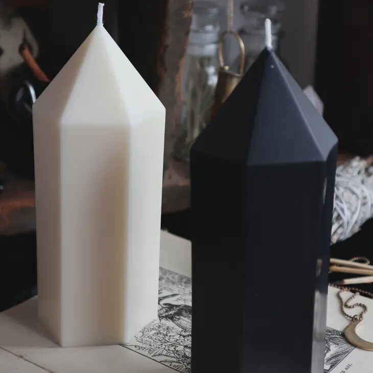 Witchy Crystal Point Candle