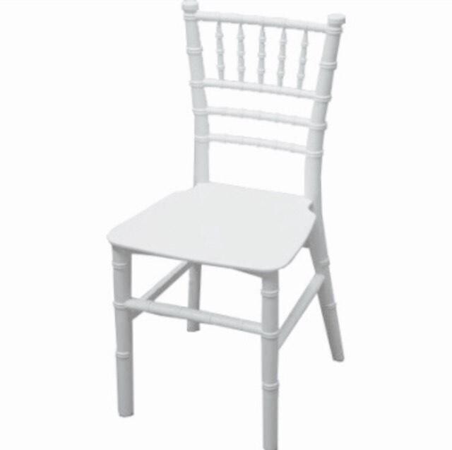 Chaises Tiffany blanche enfant - Catalogue - Guadeloupe Receptions
