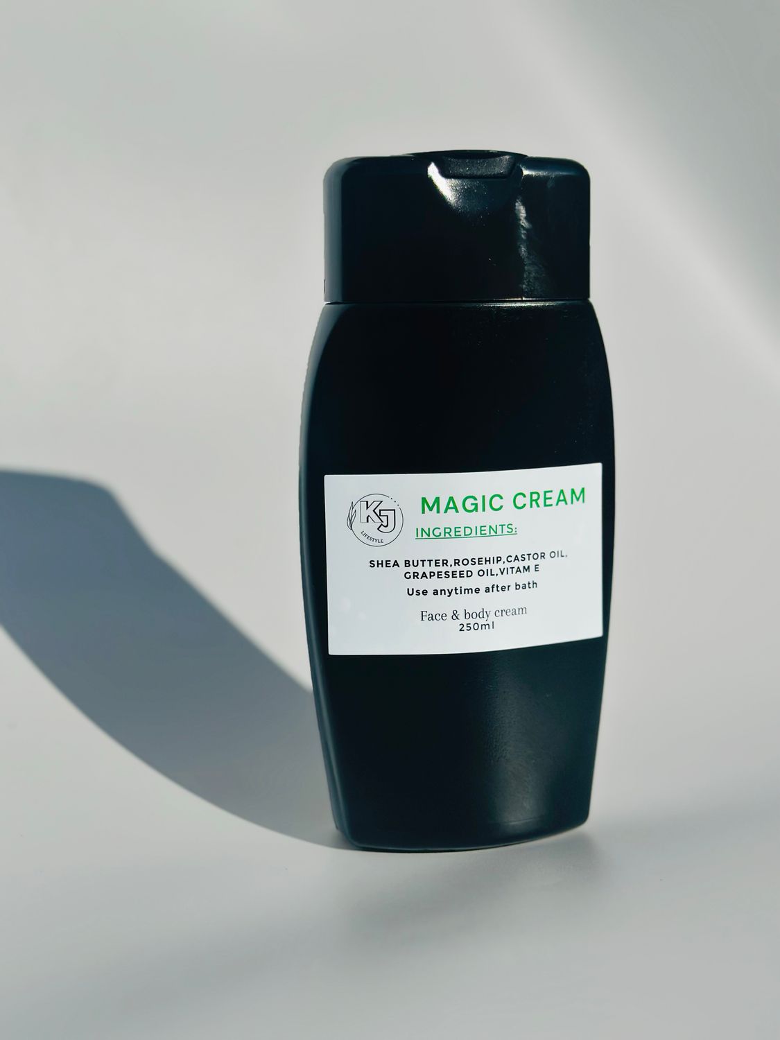 MAGIC CREAM