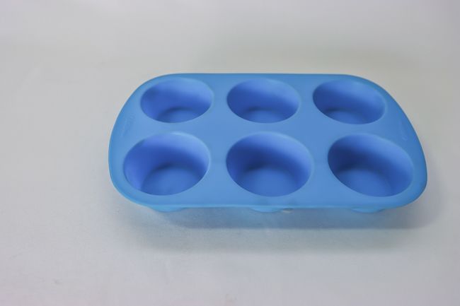 Wilton Esy-Flex 6 Cup Silicon Muffin Mold