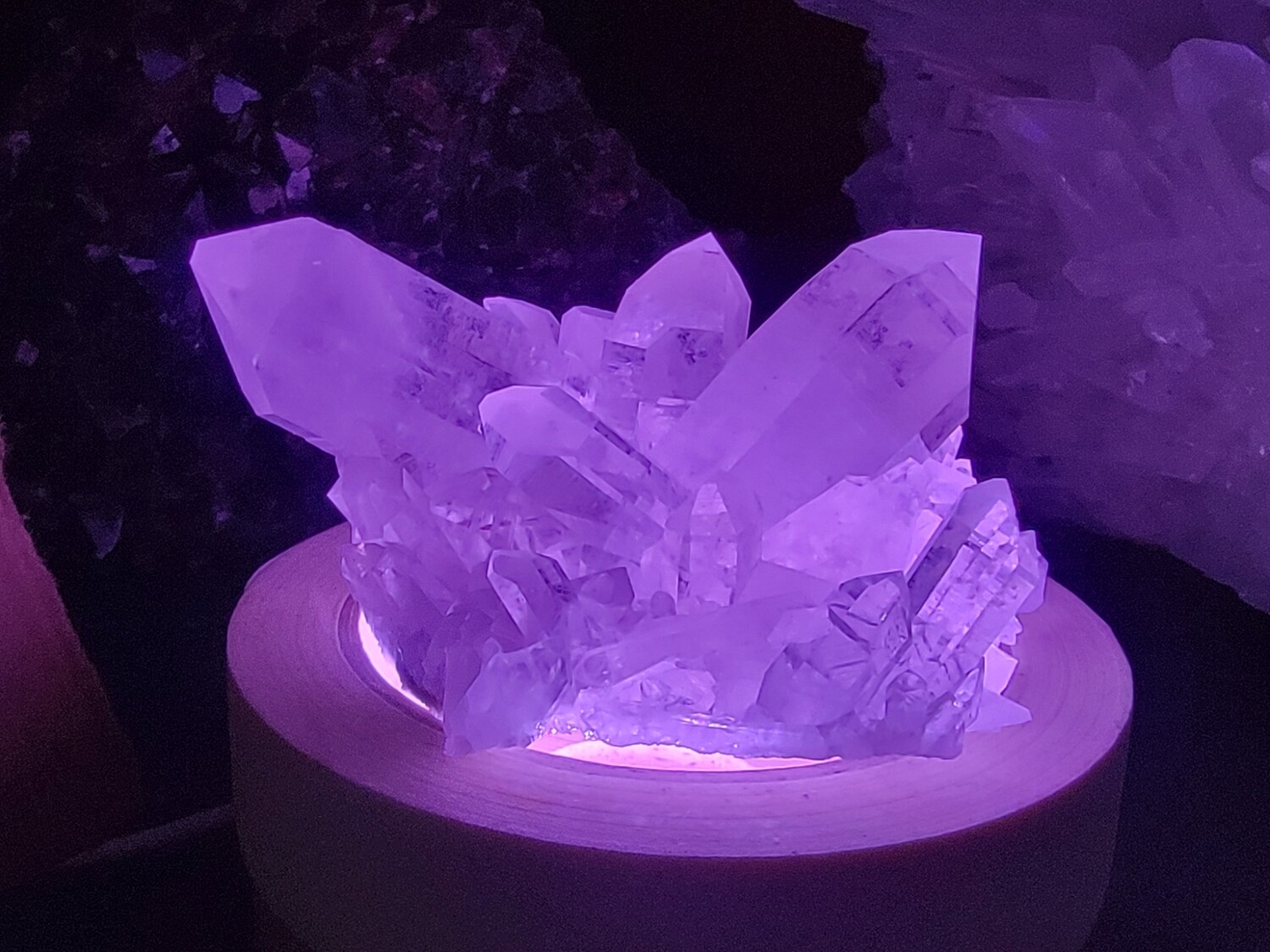 Quartz City Mines – Extraordinary Arkansas Quartz Crystal