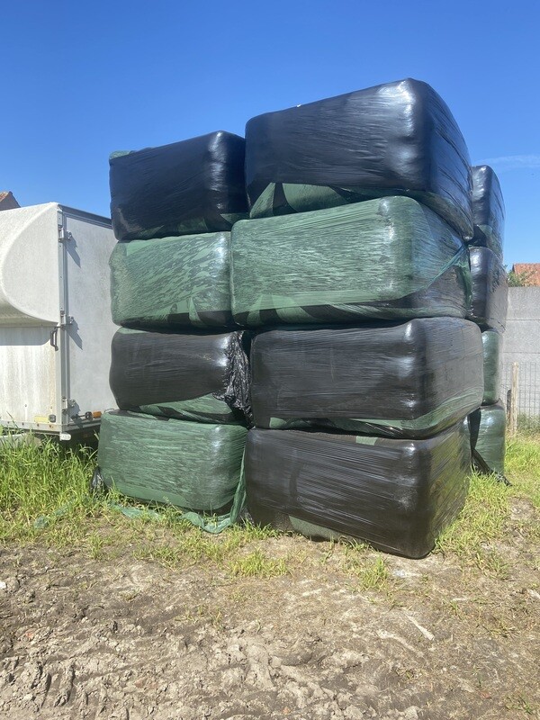 grote vierkante pakken voordroog 400 kg