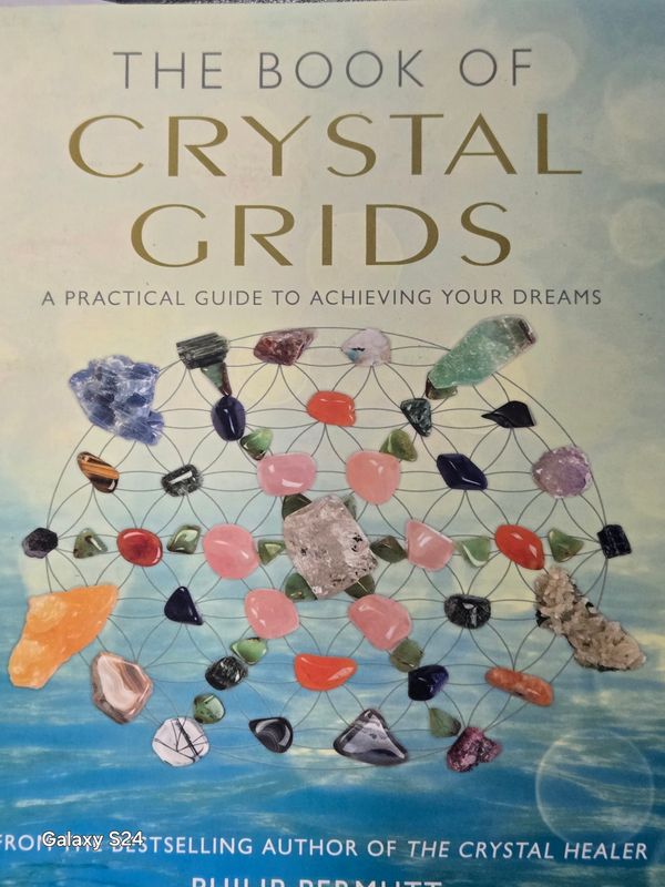 Book of Crystal Grids by Philip Permutt