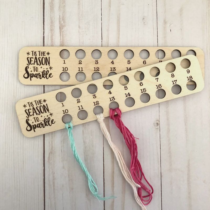 Wooden Floss Organizer - Tis the Season to Sparkle