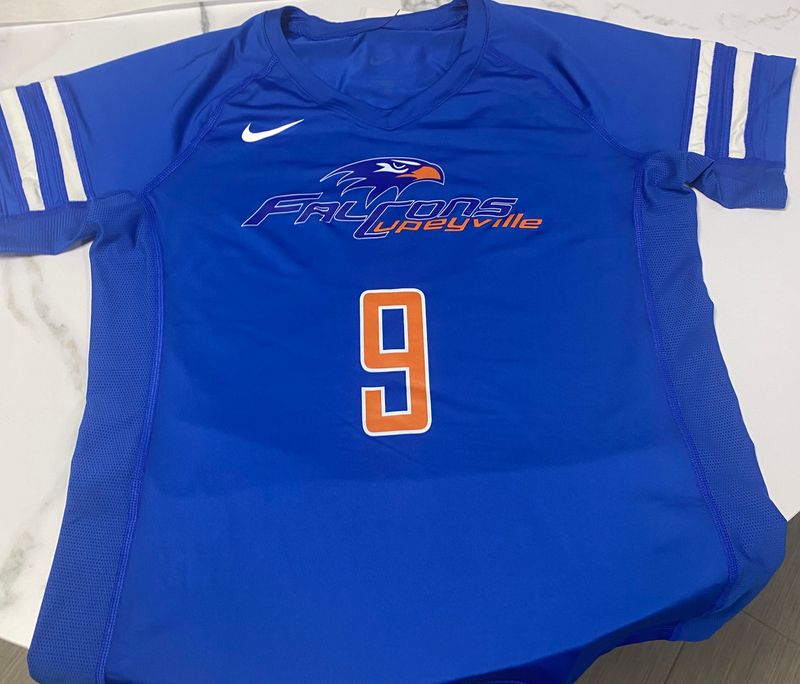 VOLLEYBALL-FEM JV - VARSITY