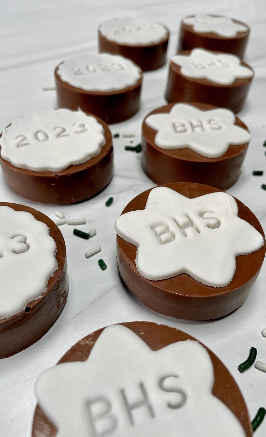 Gourmet Chocolate Covered Oreos, Chocolate dipped oreo's, Wedding favors