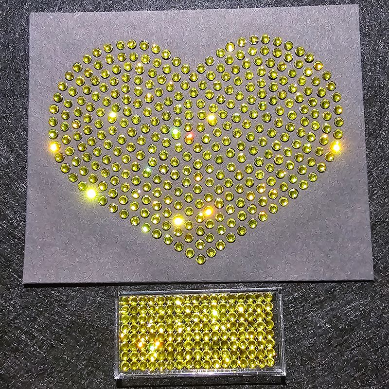 ICY Daffodil Hotfix Rhinestones