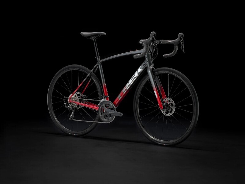 Trek Domane AL 5 Gen. 3 Lithium Grey to Crimson Fade