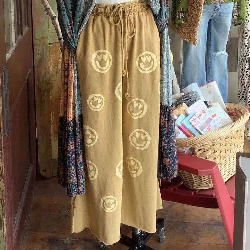 Smiley Face Wide Leg Pant (2 colours)