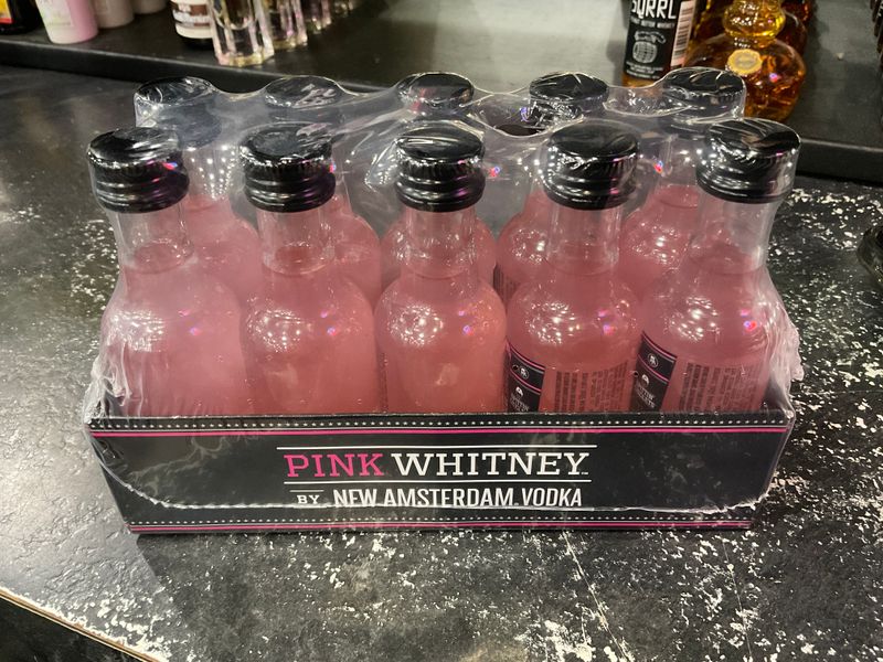 NEW AMSTERDAM VODKA PINK WHITNEY 50ML SCANABLE 10 PACK