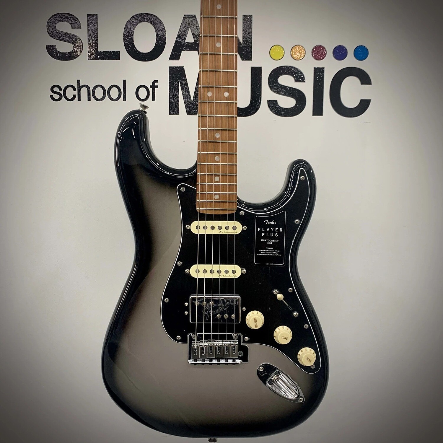 Fender Player Plus Stratocaster HSS — Silverburst