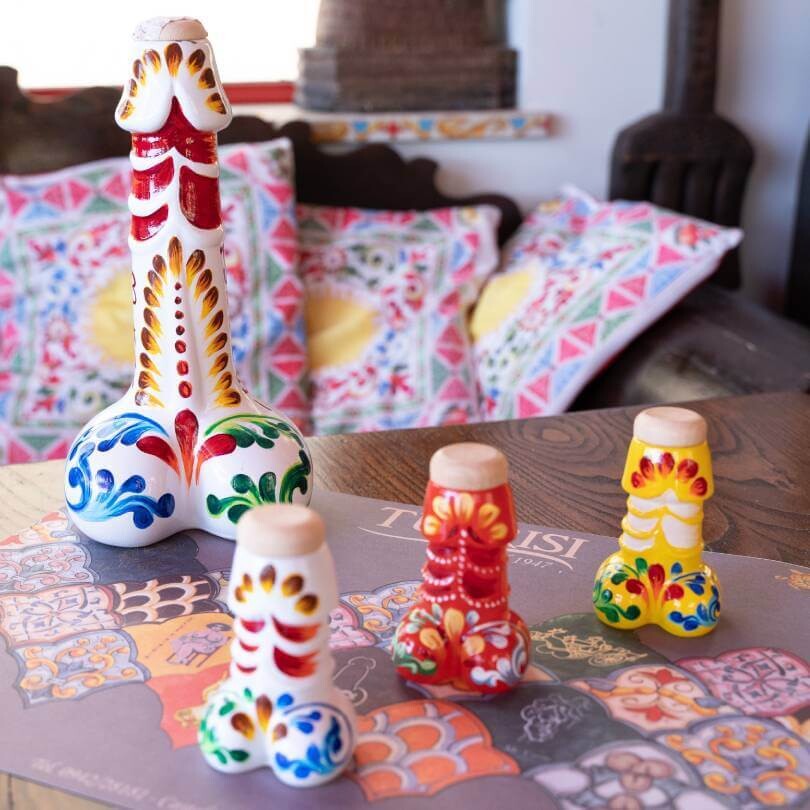 Bottiglie falliche artistiche e decorate - Negozio - Bar Turrisi