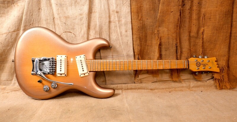1988 Mosrite V-88 Semie Moseley Signed Goldburst (c)