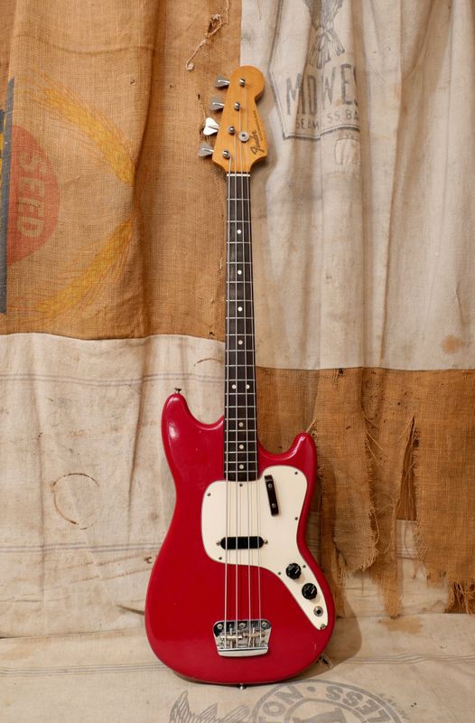 1971 Fender Musicmaster Bass Red