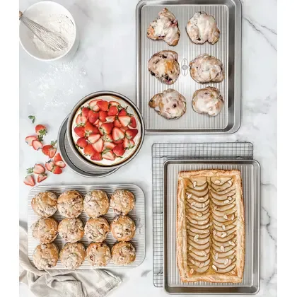 Premium Bakeware – Pans, Molds & Tools for Every Baker