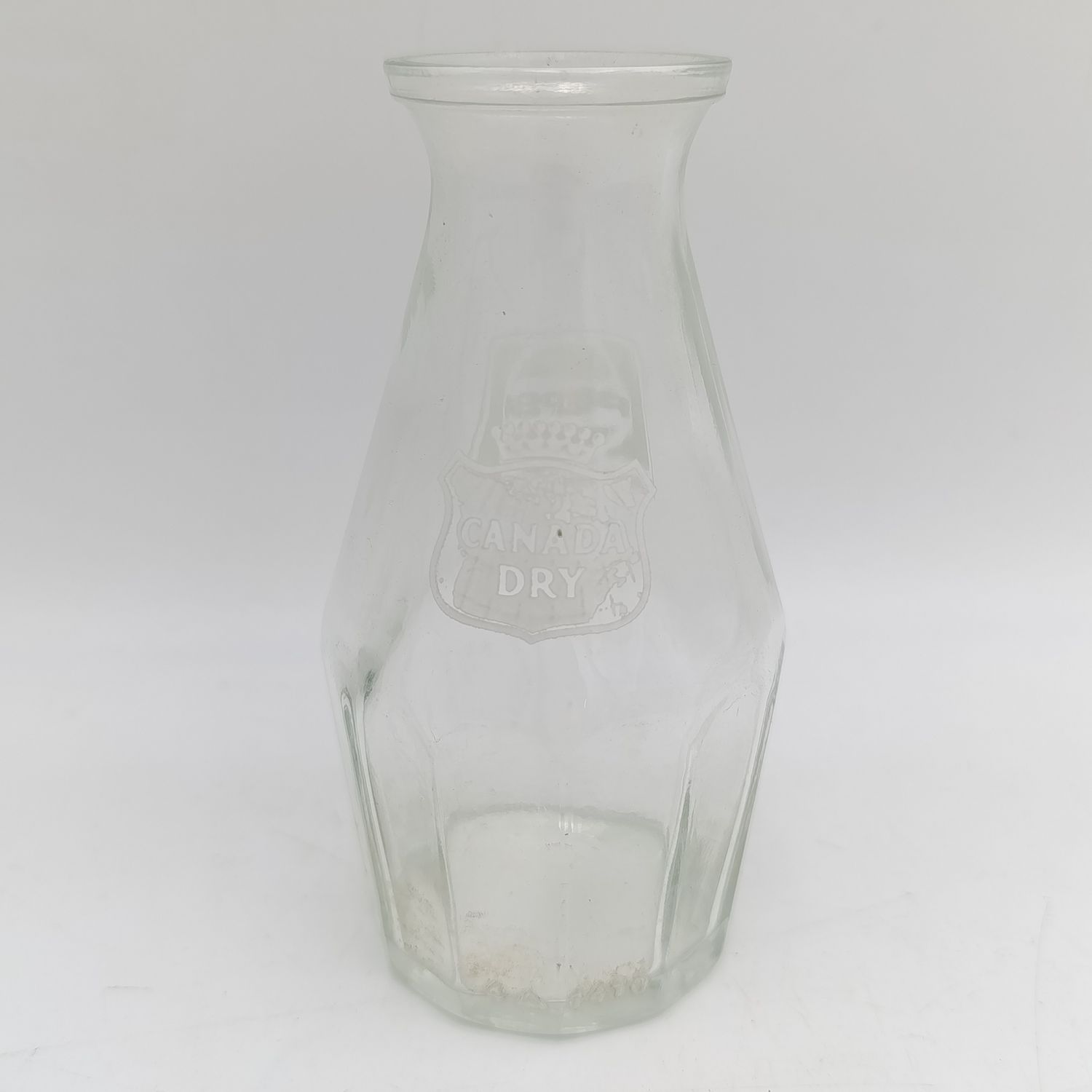 Vintage Pepsi/Canada Dry glass decanter for one