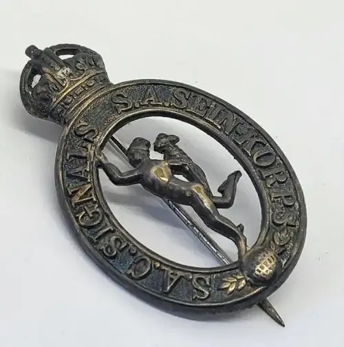 WW2 SA Signals corps cap badge with pin