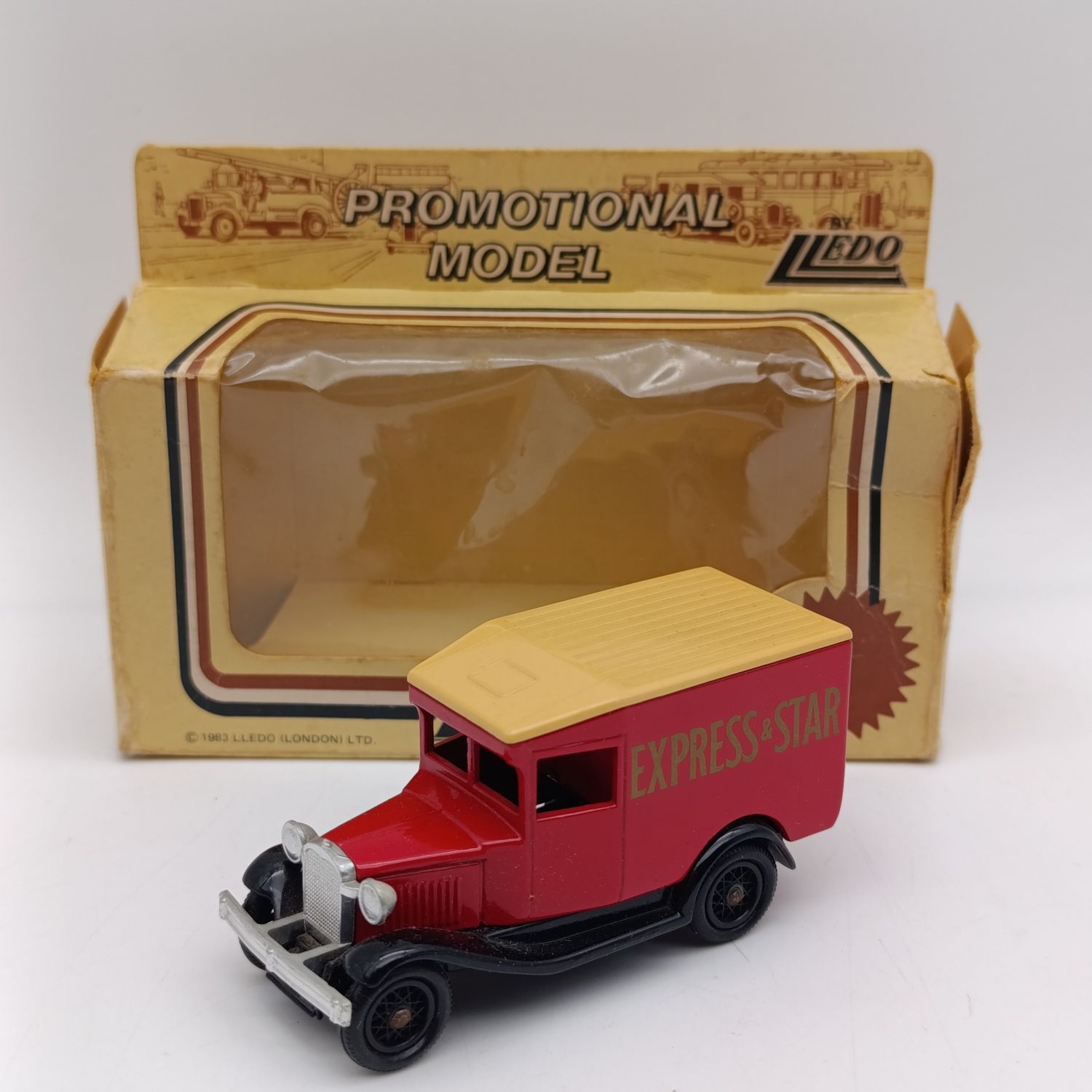 Lledo Express and Star Ford model A die-cast model car in box
