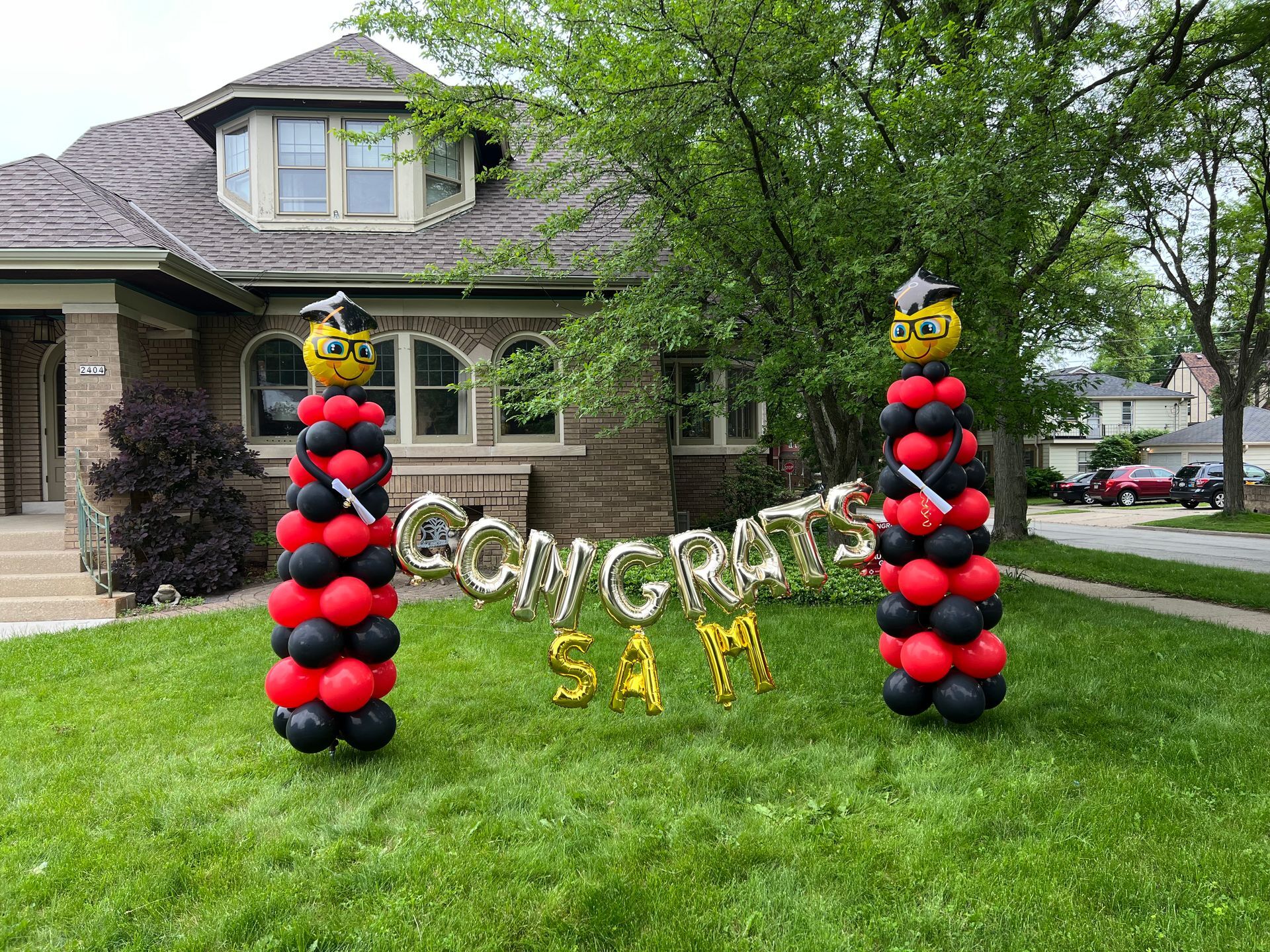Balloon Decor in Milwaukee, Wisconsin | Oh Divas Balloon