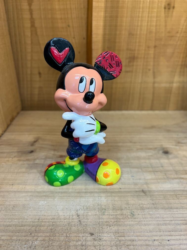 Mickey Mouse Thinking