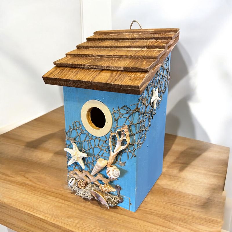 Wilson Birdhouse Seashells Dark Roof