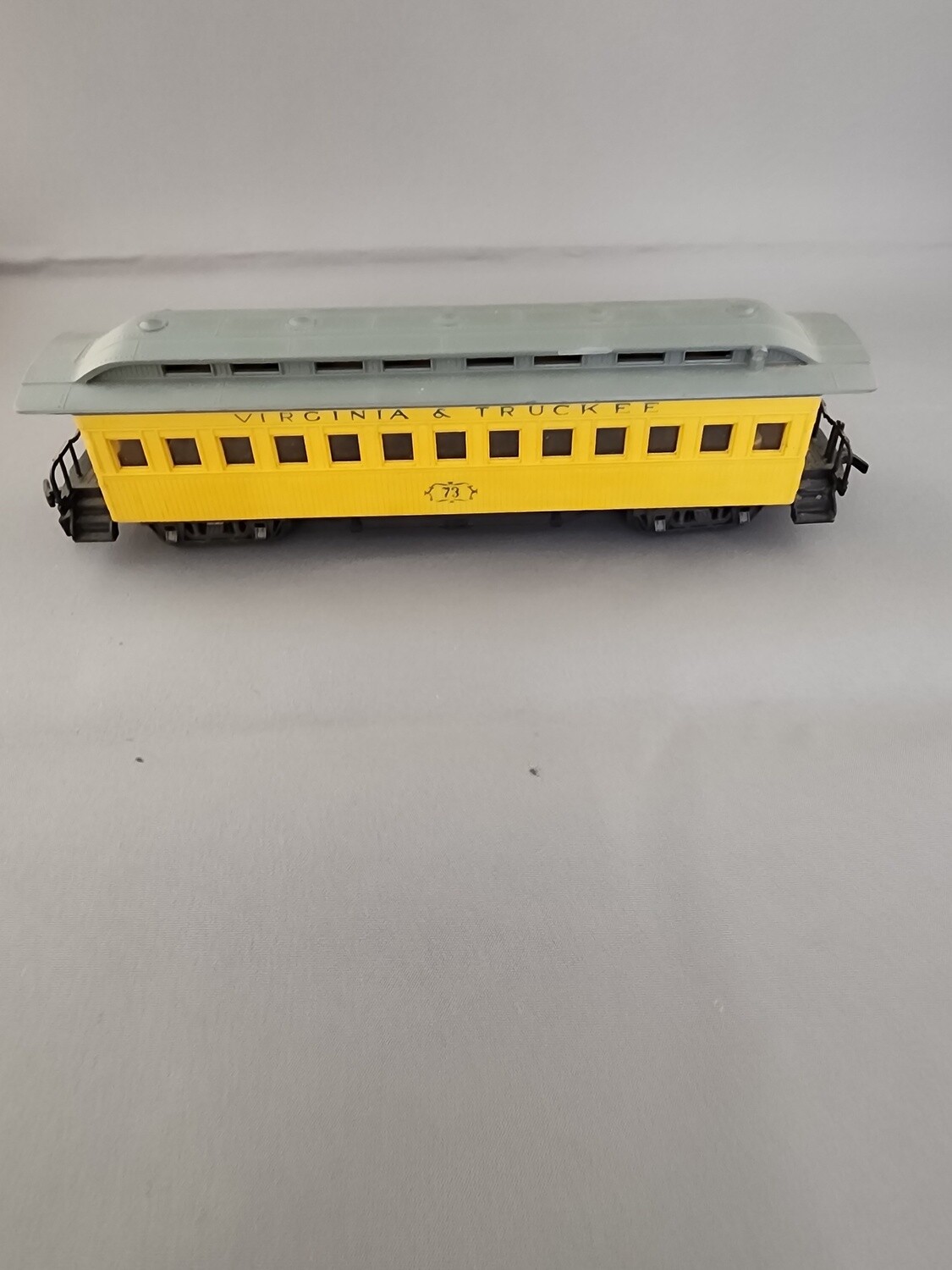 Used Lionel HO SP 2395 Passenger Car