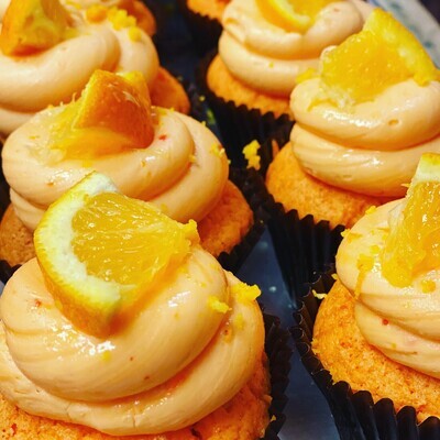 Smallcakes Smyrna - Local Bakery