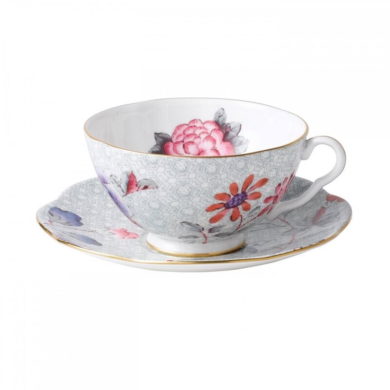 Wedgwood Cuckoo Teacup and Saucer Set Green 5C106805128 - HomeBello