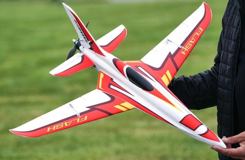 FMS Flash Speed-Jet, Spw 850mm, PNP-Set mit Gyro – RCFM von Piloten für ...