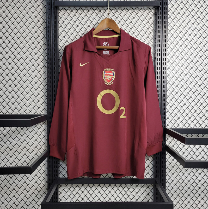 Arsenal 2005/06 home kit