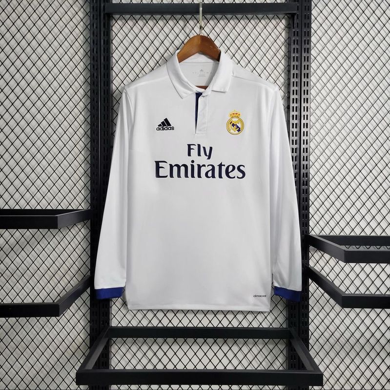 Real Madrid 2016/17 home kit
