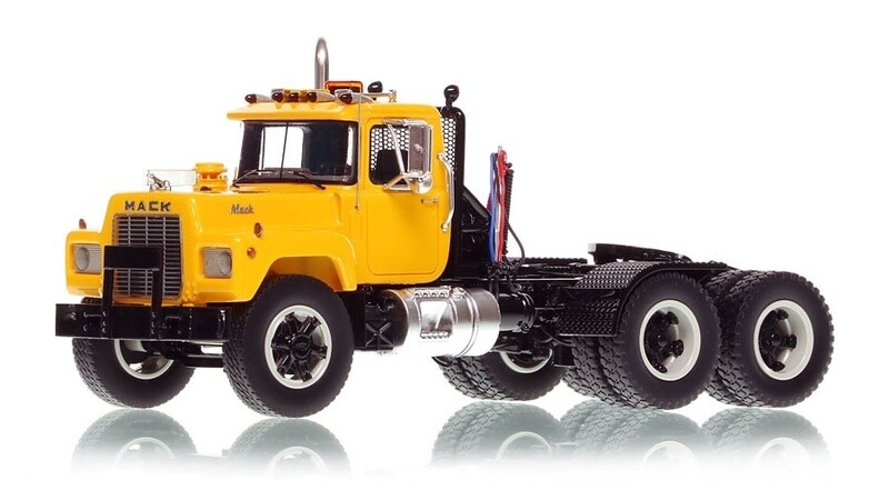 Mack RD688 SX 1987 Tandem Axle Tractor - Yellow/Black
