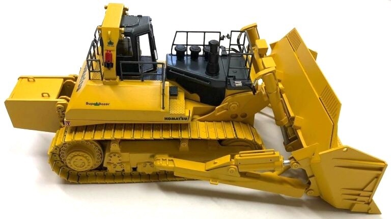 Komatsu D575 Super Dozer - A3 Version