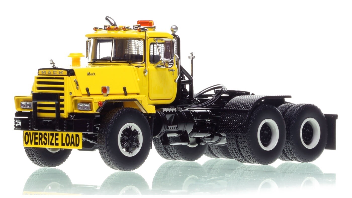RD800 Tandem Axle Tractor - Yellow over Black