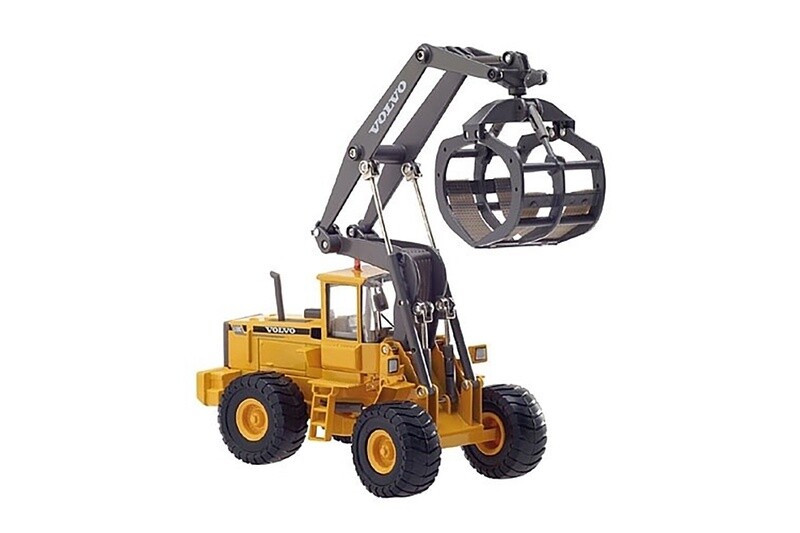 Volvo L180C High Lift Log Loader